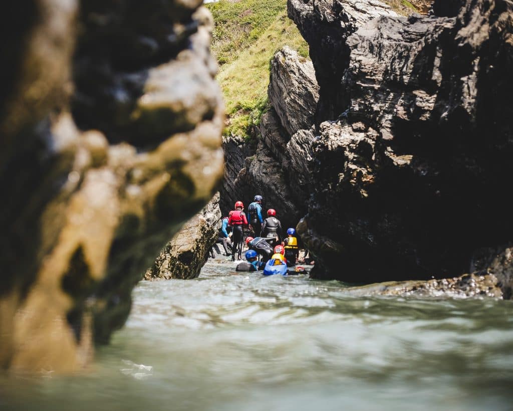 The Top 10 Coasteering Locations in the UK - adventuro