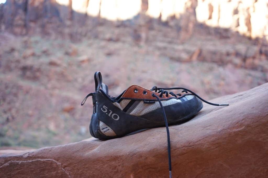 Kayak Entry and Exit Made Easy: A Step-by-Step Guide - adventuro