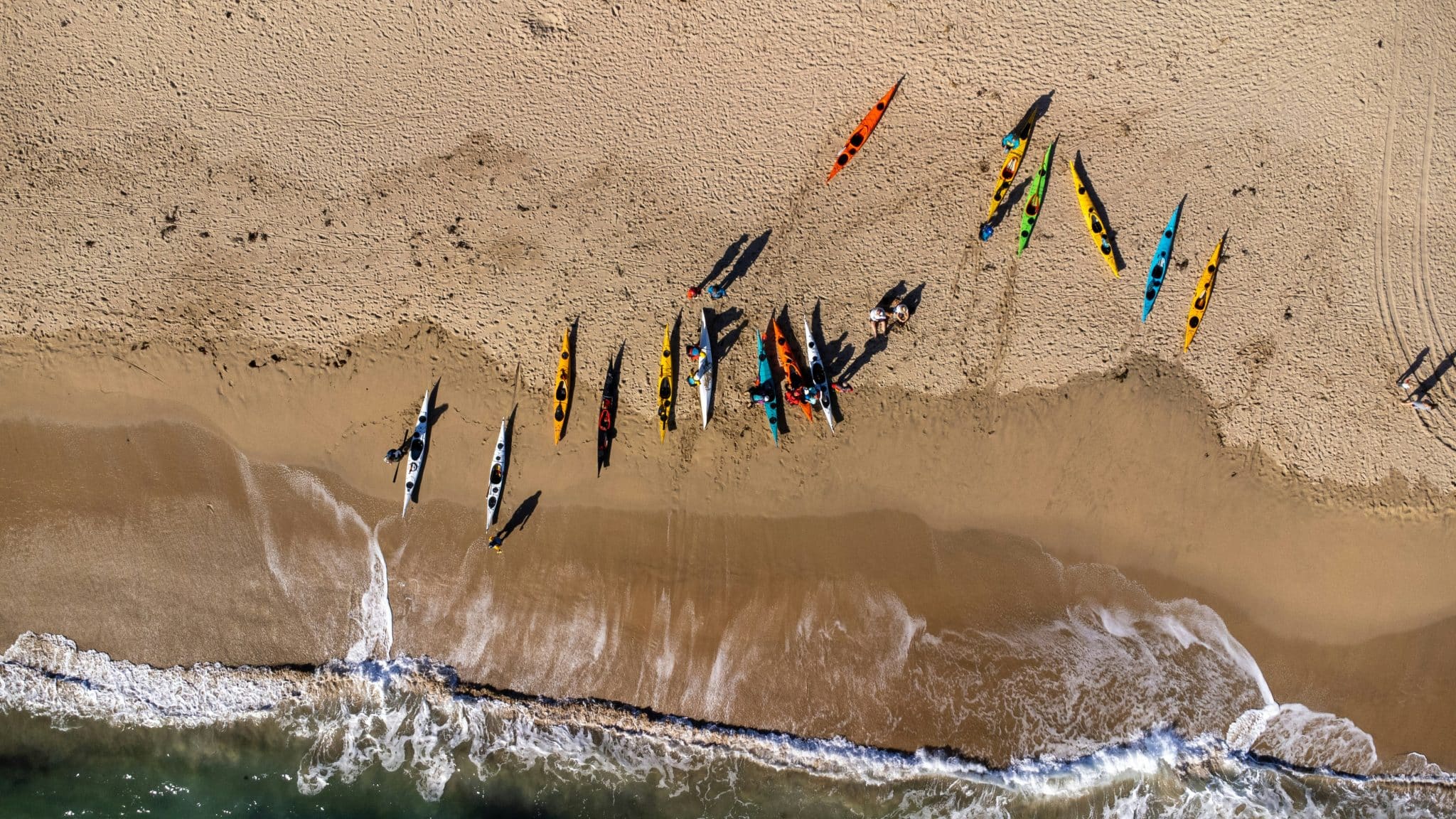 10 Cornish Kayaking Spots for Beginners You Don’t Want to Miss - adventuro