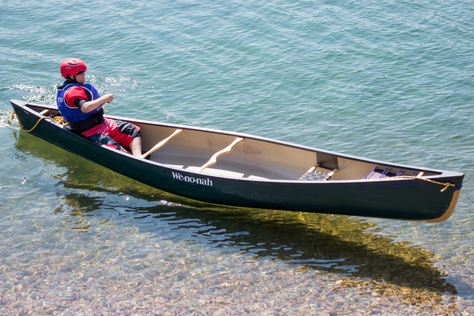 Beginner’s Guide to Canoeing: FAQs Answered - adventuro