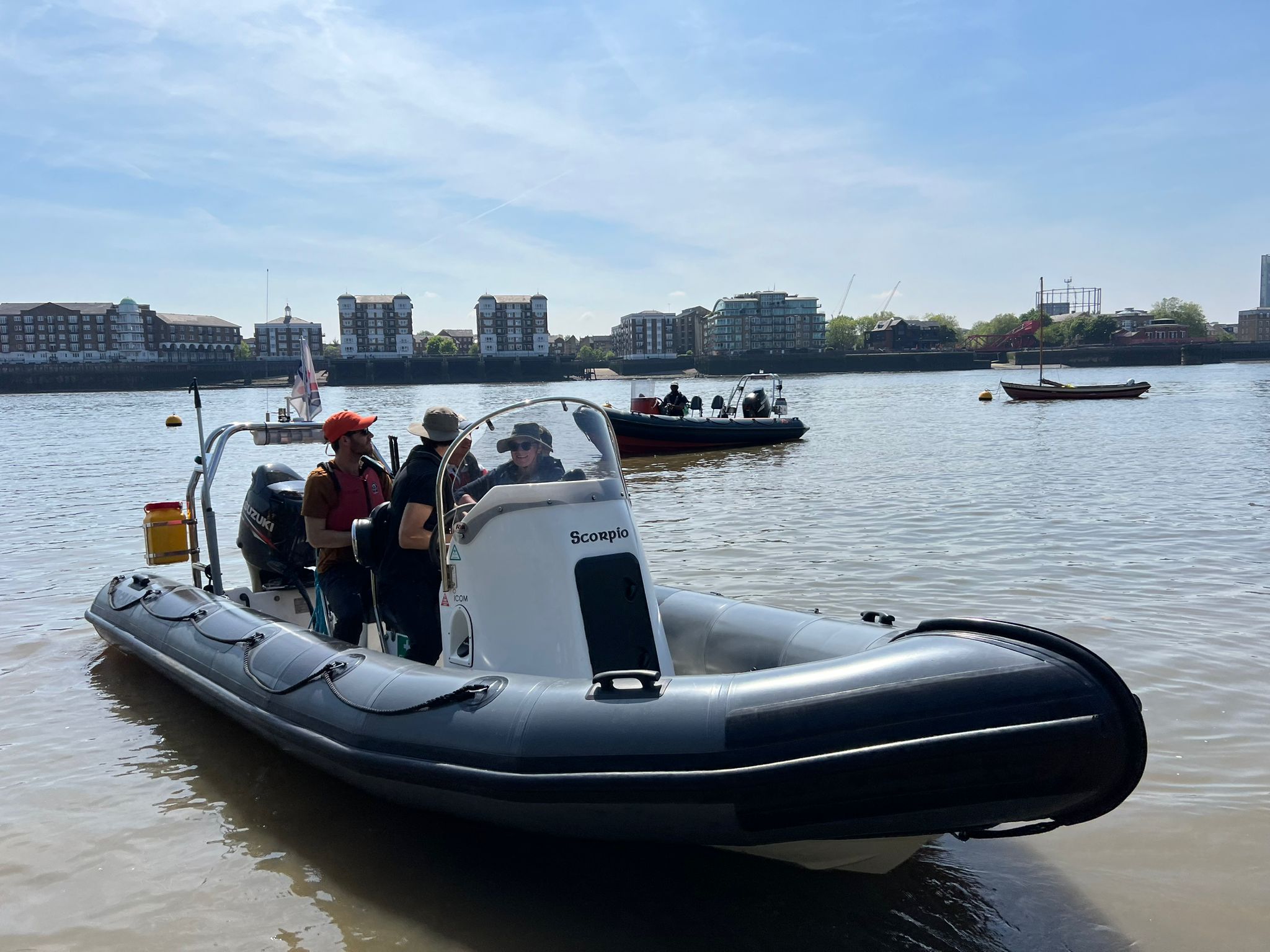RYA Powerboat Instructor Course in London - adventuro