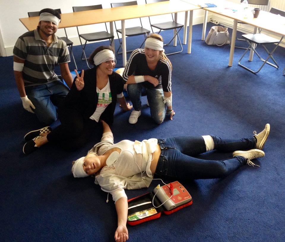 Emergency First Response (EFR) Refresher Course - adventuro