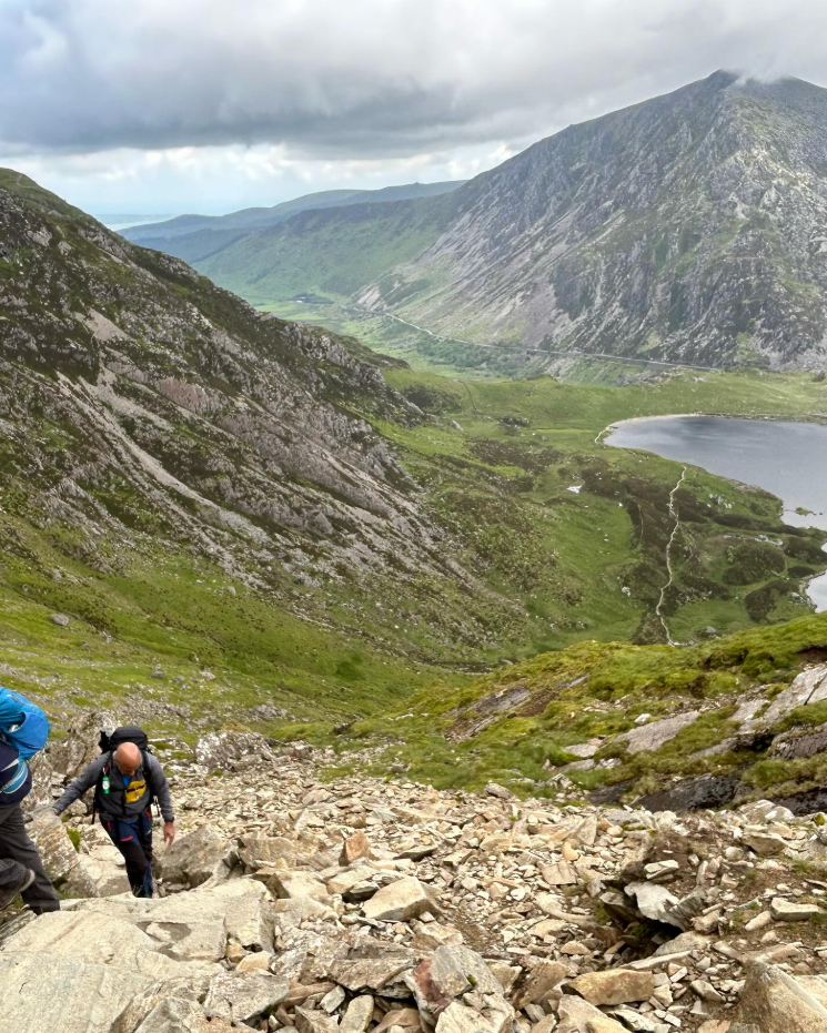 Glyderau Mountain Range Walk – Ogwen Valley, Bethesda - adventuro
