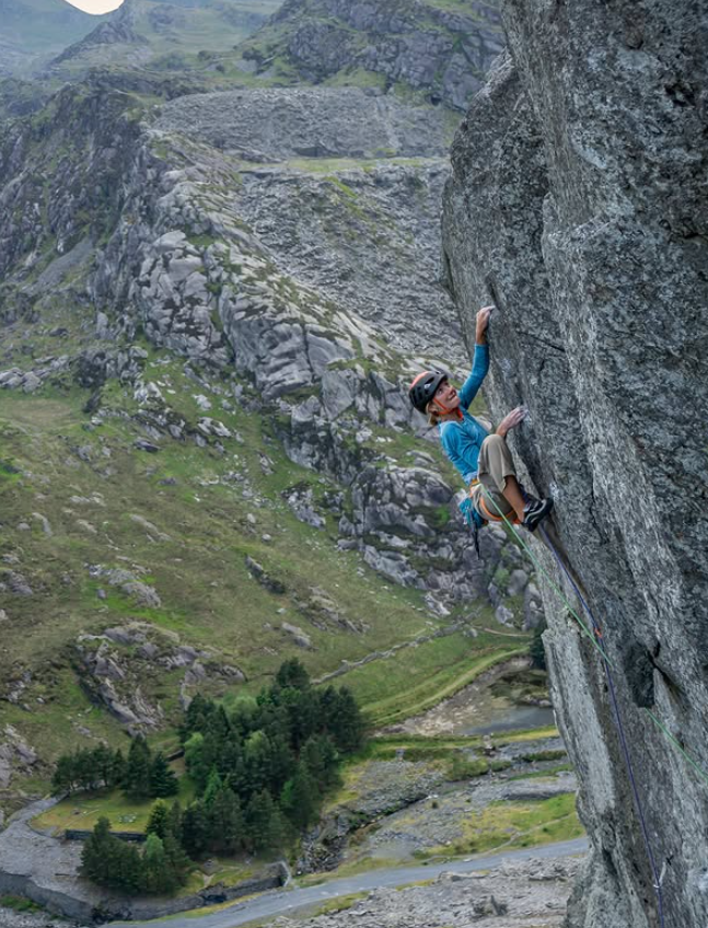Guided Rock Weeks/Weekends in Tremadog, Porthmadog - adventuro