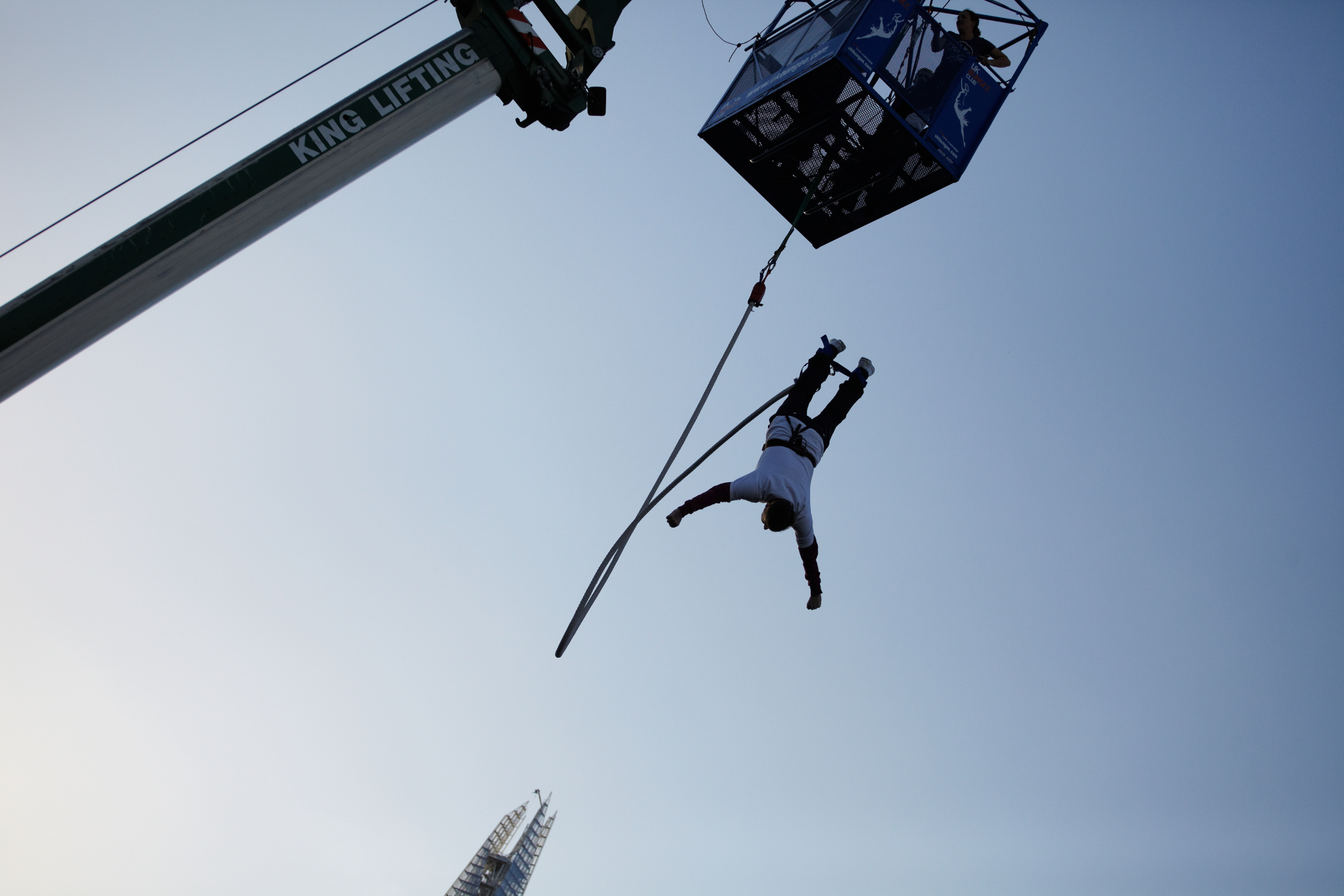 160ft London Bungee in Central London, King’s Cross - adventuro