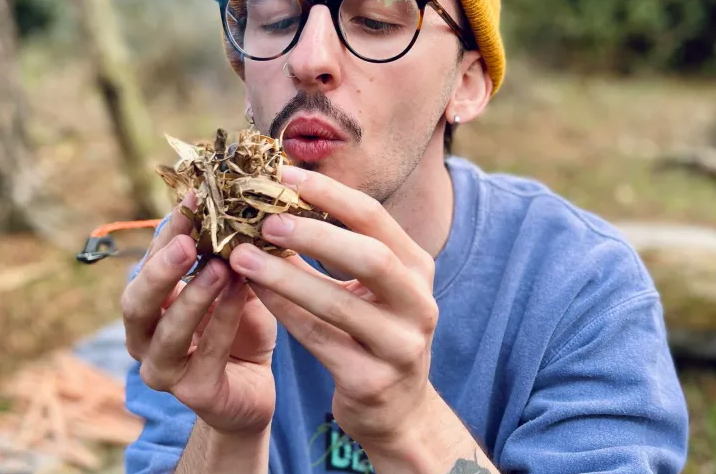 Bushcraft, Fire Lighting and Woodland Craft Session in the New Forest ...