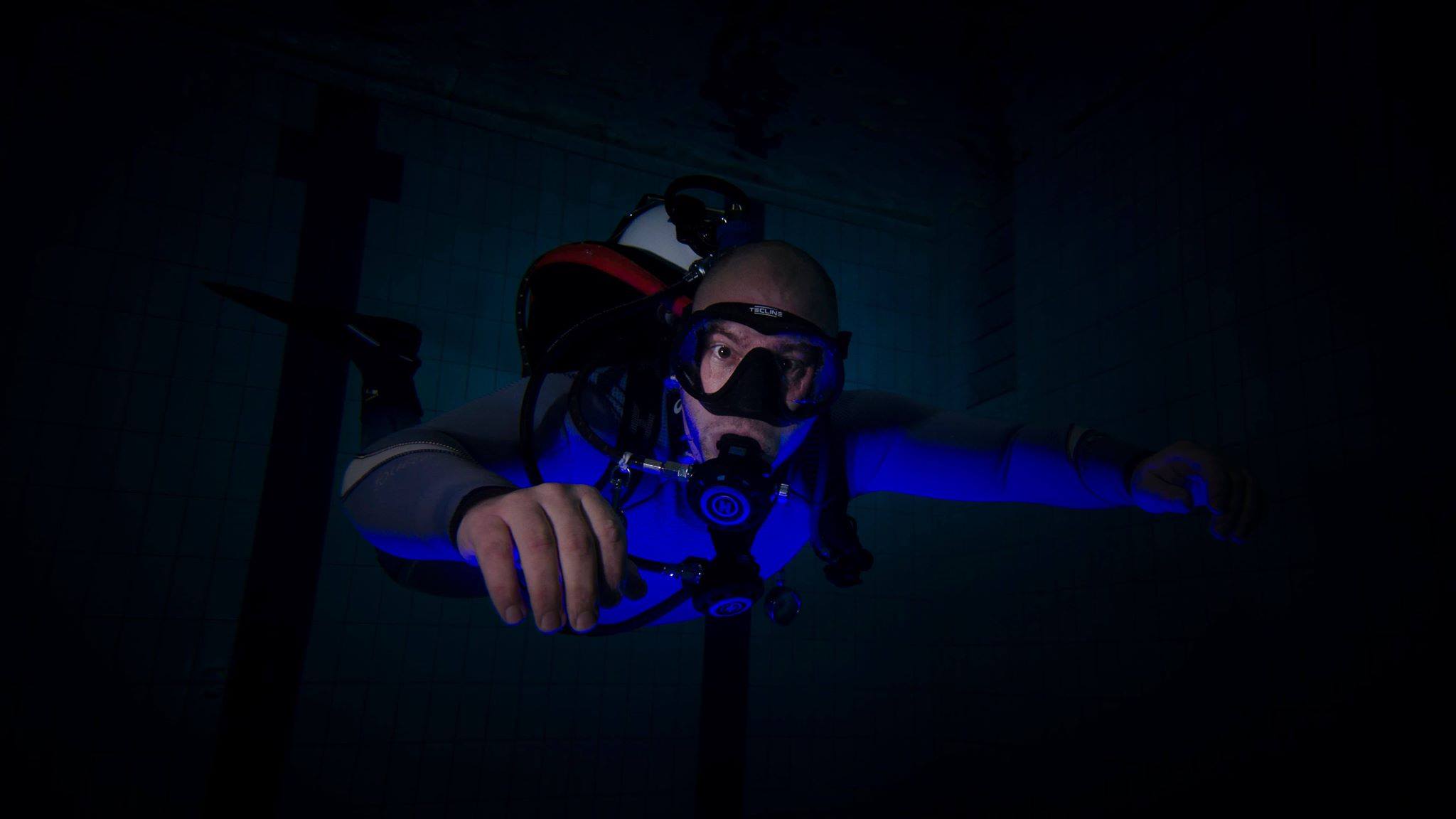 Try Scuba diving - adventuro