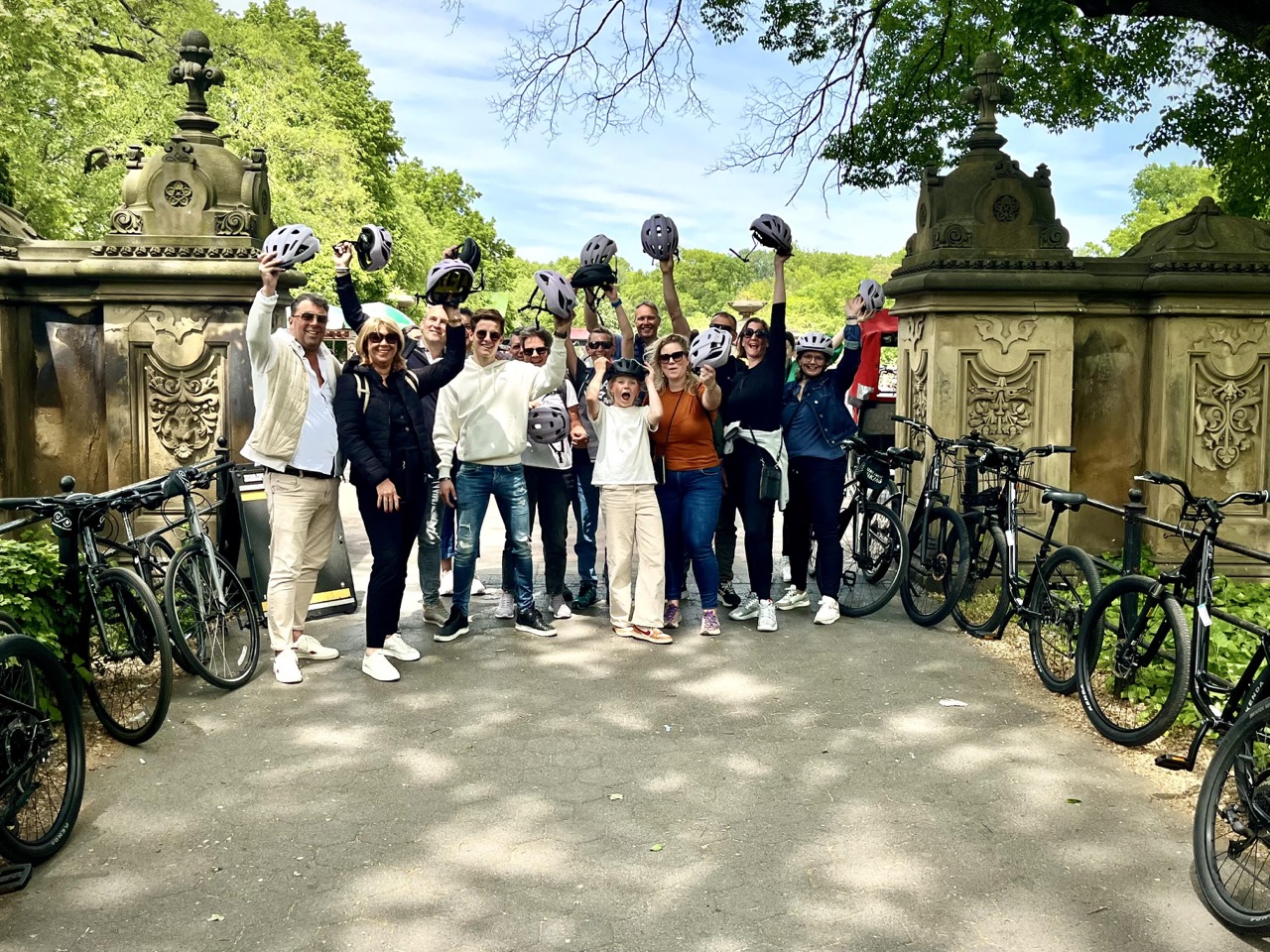 Highlights of Central Park Guided Bike Tour - adventuro