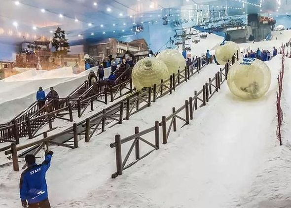 Indoor Snow Park Experience at Ski Dubai - adventuro
