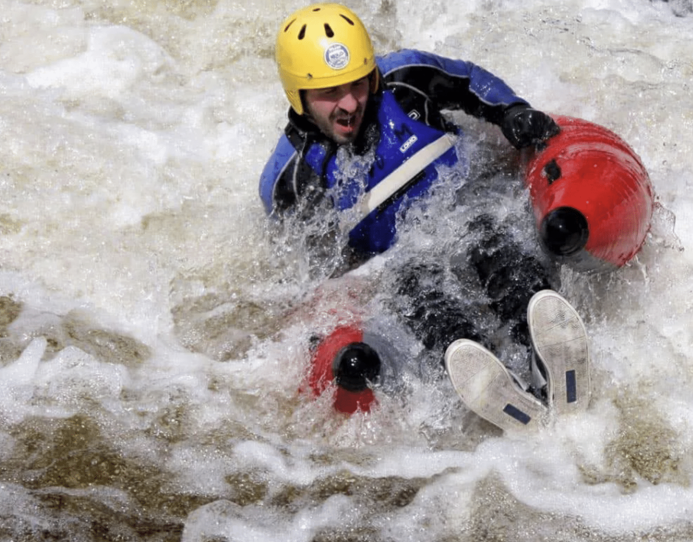 River Bugging on the River Tummel - adventuro