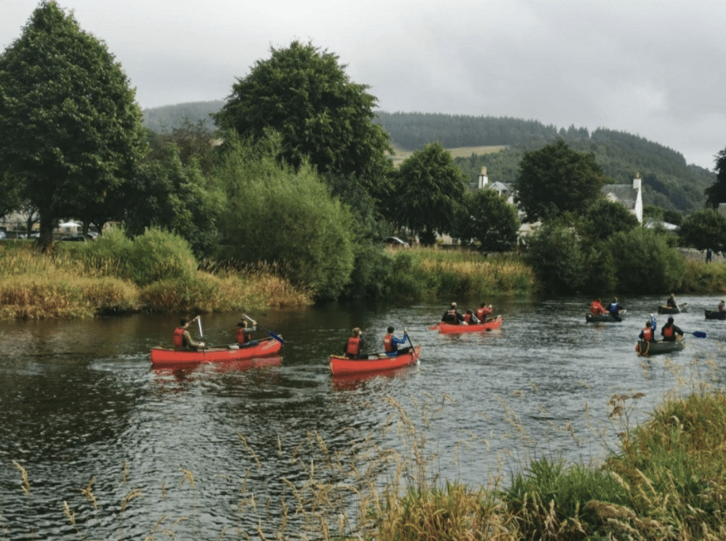 Canoe the River Tweed: Peebles to Innerleithen - adventuro