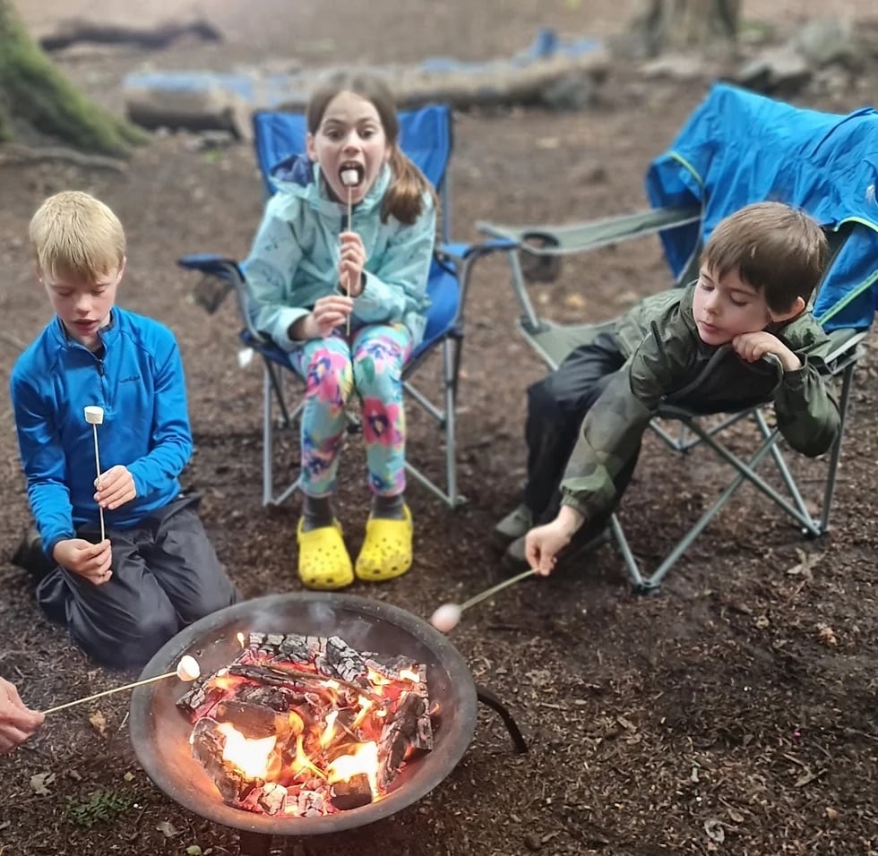 6-Hour Canoe and Bushcraft Experience in the Lake District - adventuro
