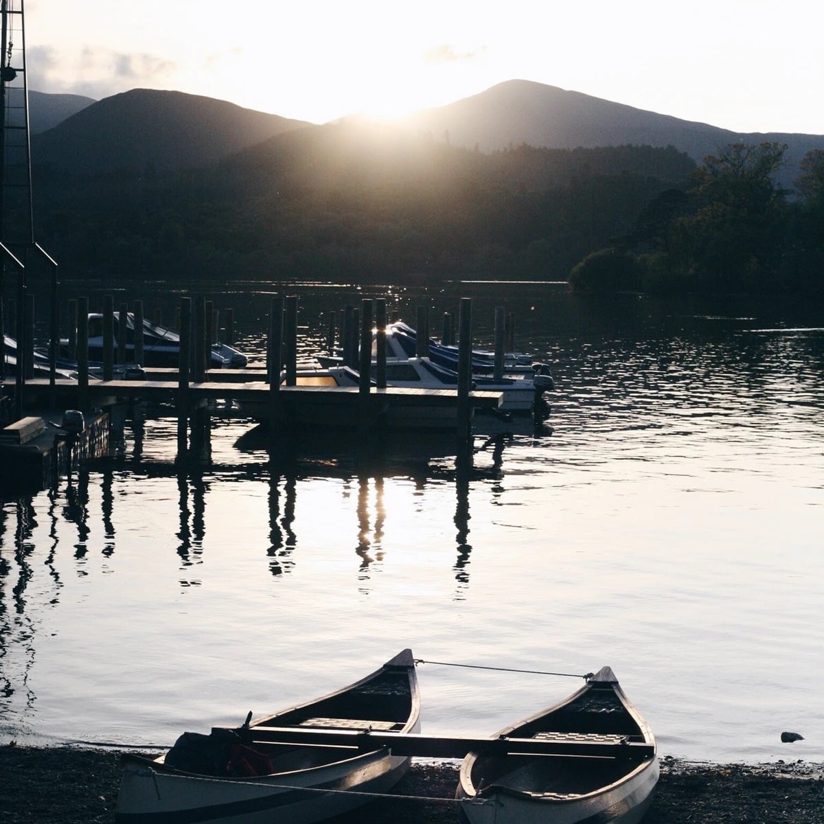 3-Hour Sunset Canoe Tour at Derwent Water - adventuro