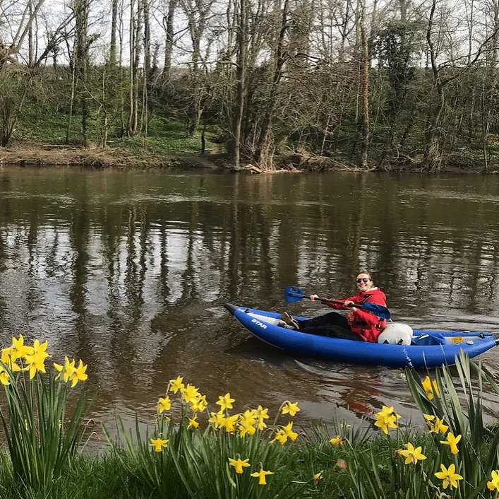 Kayaking Tour in Chester - adventuro