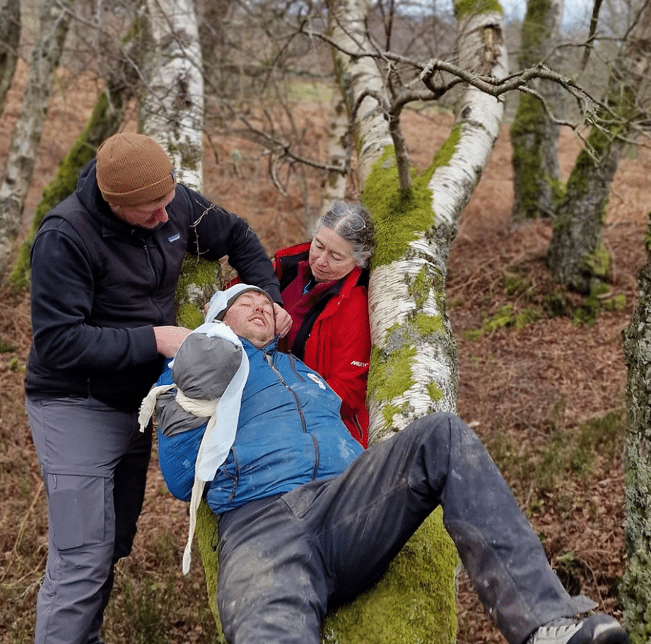 2-Day Outdoor First Aid Course in Llangollen, North Wales - adventuro