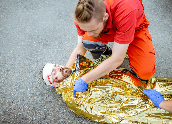 FAA Level 3 – Outdoor First Aid (2 Days) - adventuro