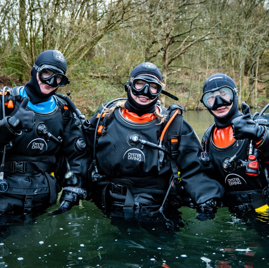 PADI Dry Suit Diving Course - adventuro