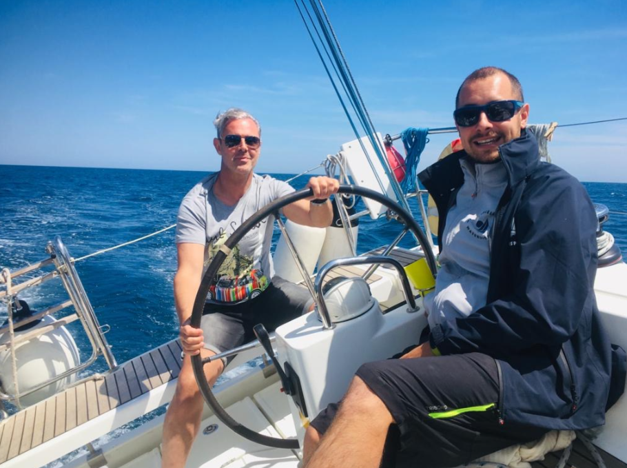 RYA Competent Crew Sailing Course in Barcelona - adventuro