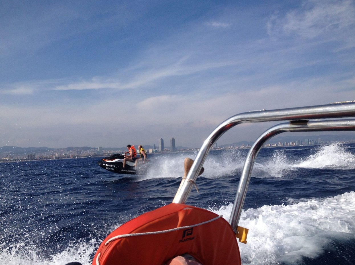 RYA Personal Watercraft Instructors Course in Barcelona - adventuro