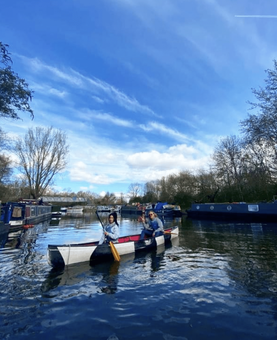 Canoe Hire in Hackney Wick - adventuro