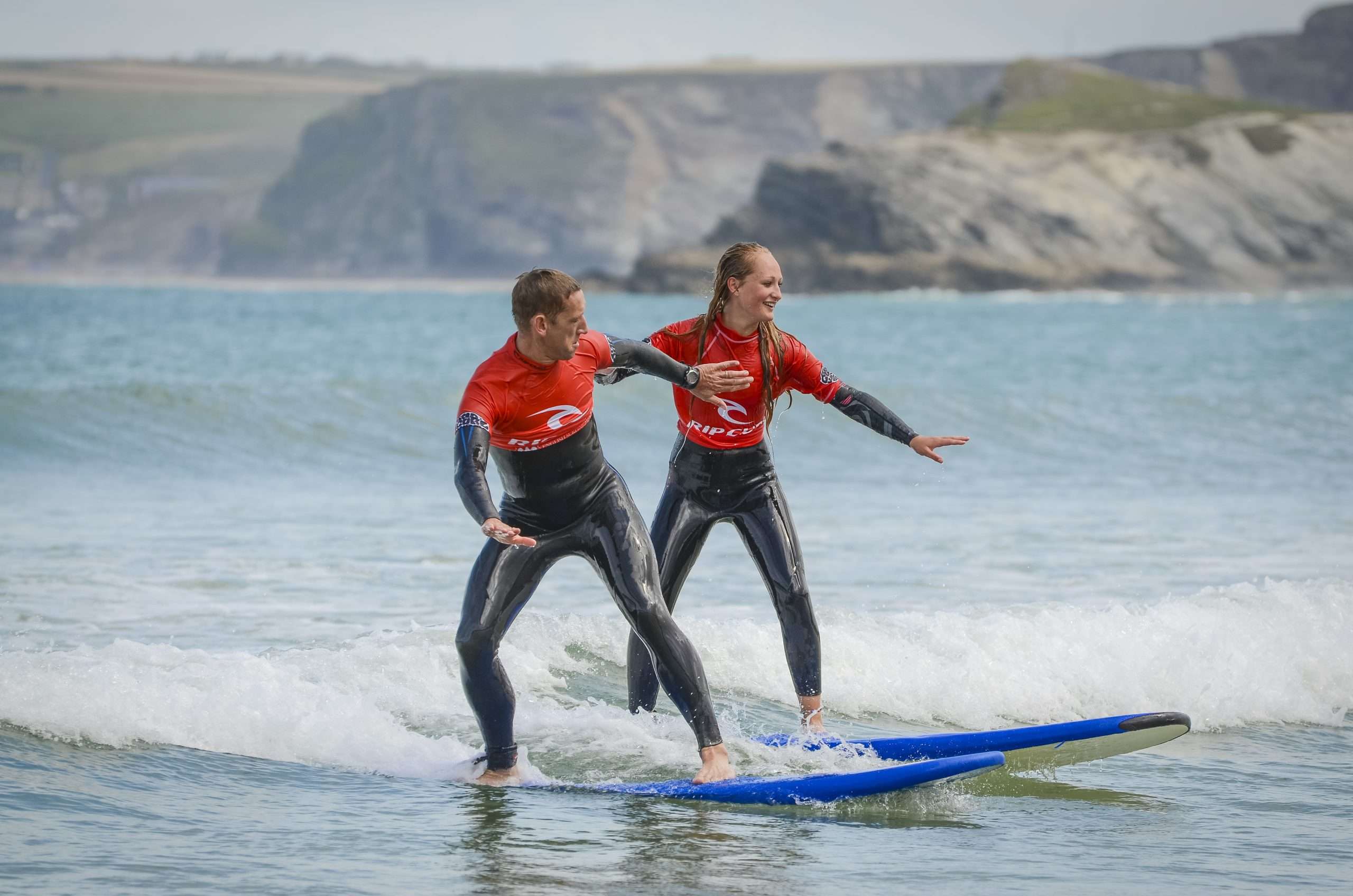 Surf Lesson & Hire in Newquay - adventuro