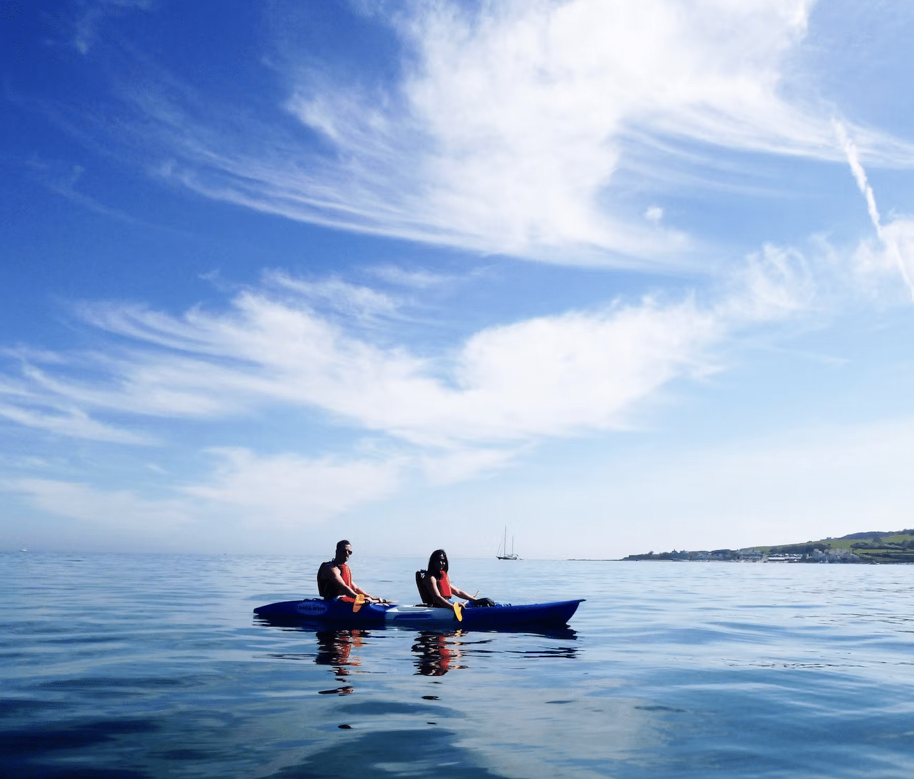 3-Day Sea Kayaking Adventure on the Jurassic Coast - adventuro