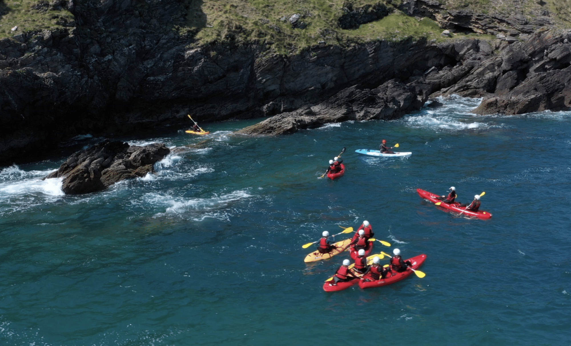 Sea Kayaking Tour in Newquay, Cornwall - adventuro