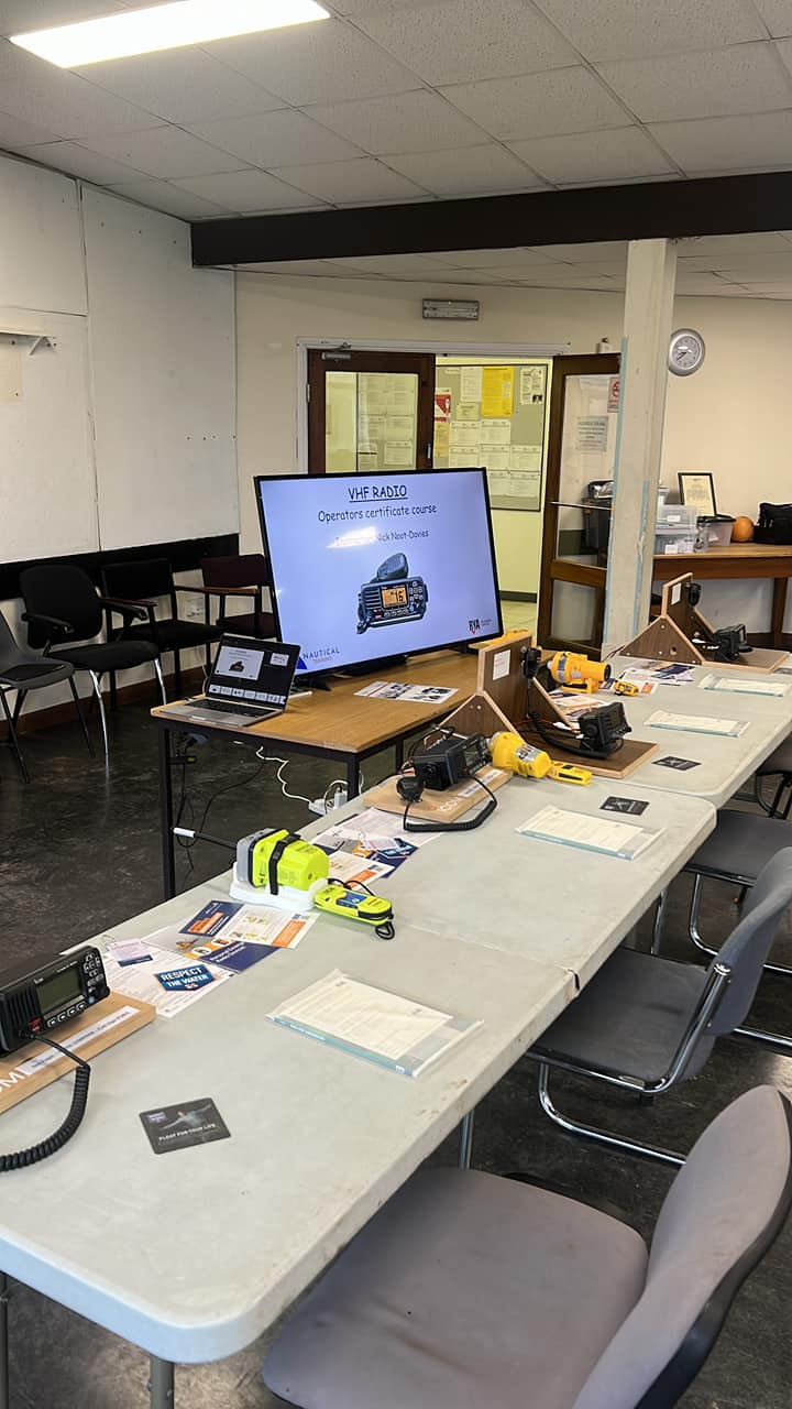 RYA VHF SRC Radio Shorebased Course in Nottinghamshire - adventuro