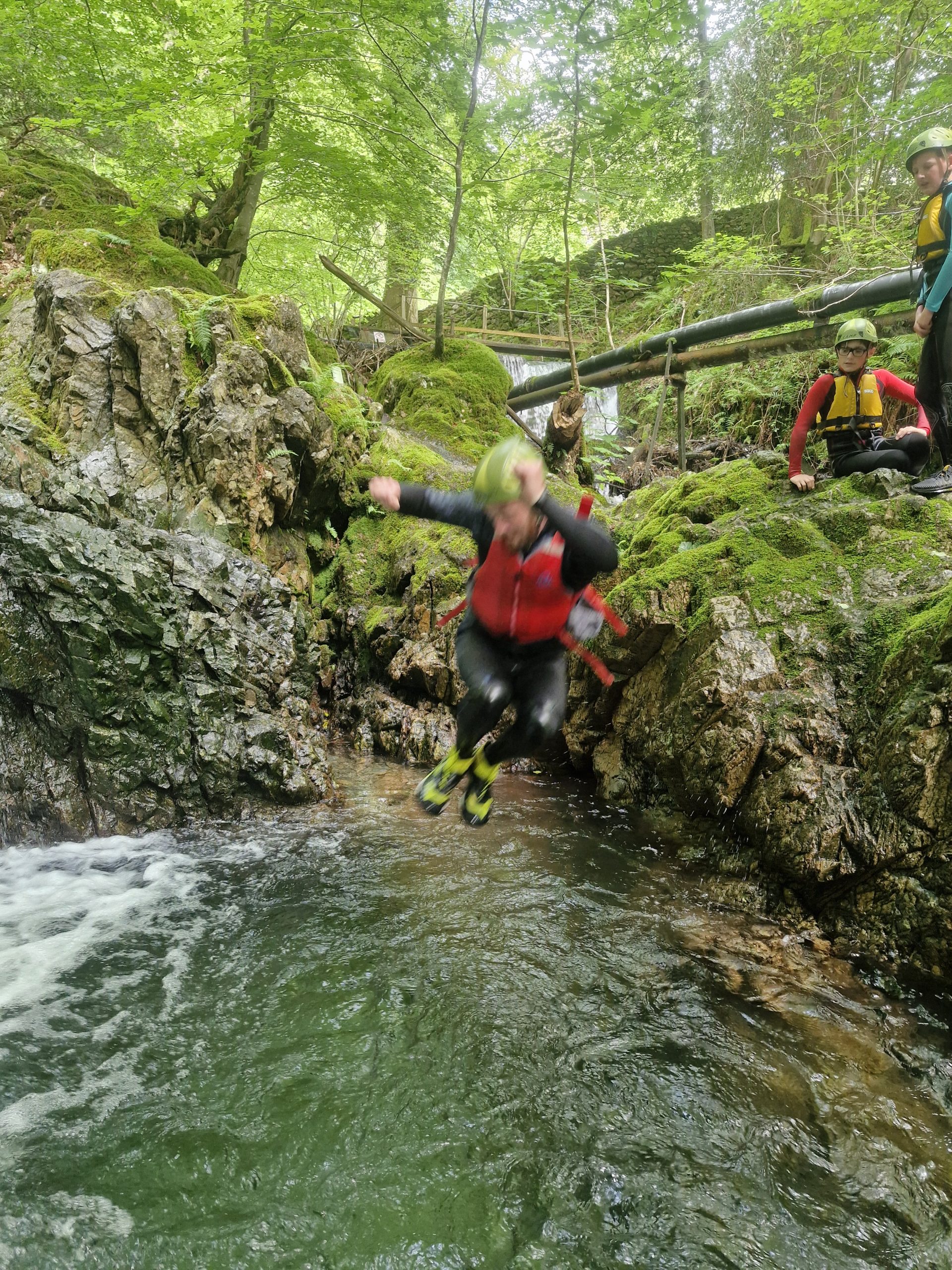 Ghyll Scrambling in Church Beck, Coniston – Half-Day - adventuro